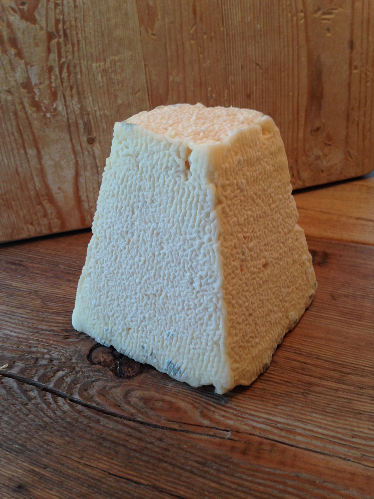 Norton and Yarrow's Sinodun Hill named 2023's Best British Cheese ...